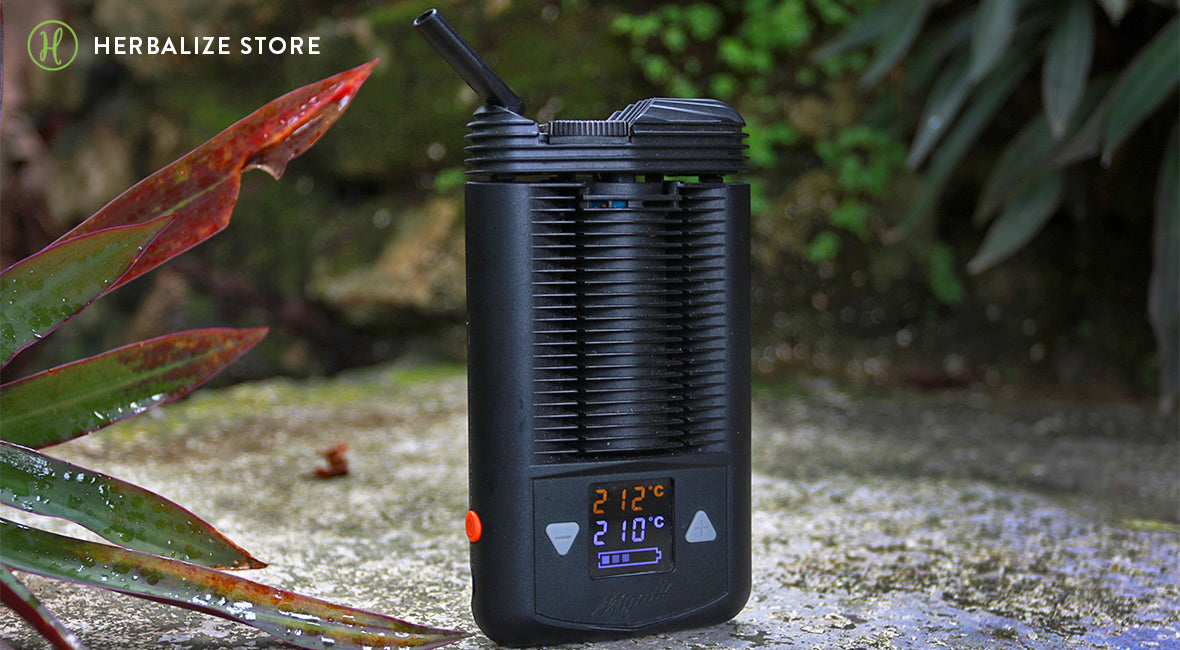 16" Pyramid Beaker Bong von Hoss Glass